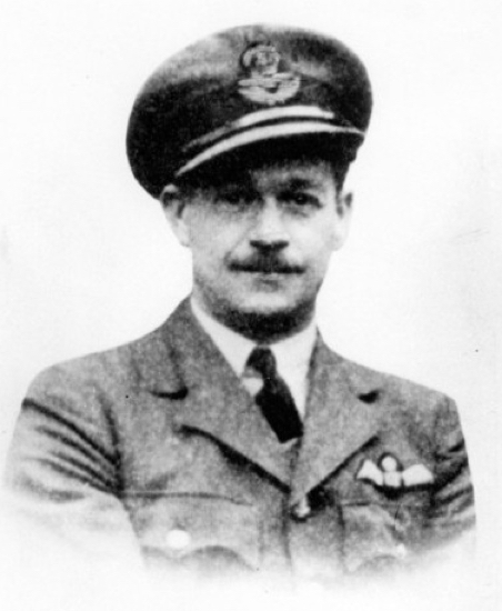 14.05.1940 No 607 Squadron R.A.F. Hurricane I P2713 P/O. Le Breuilly ...